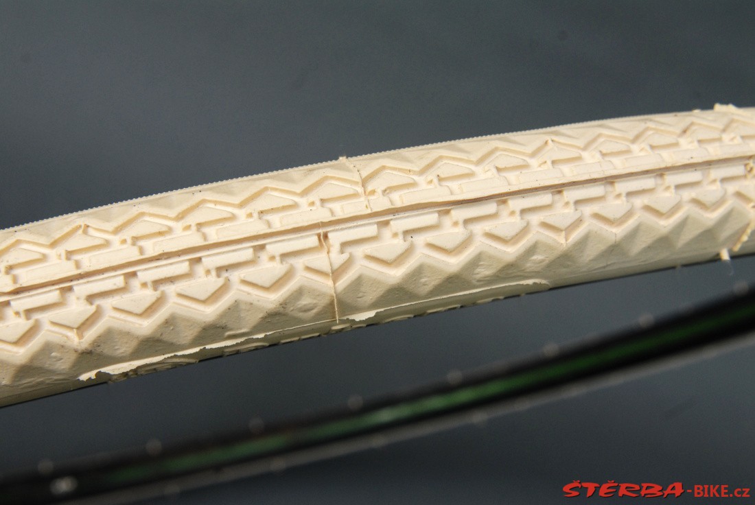 Tire 28 X 1 1 2 White Components Components Components T RBA
